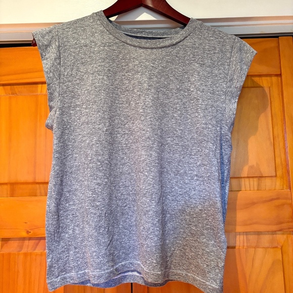 THE GREAT. | Tops | The Great Sleeveless Gray Tshirt Tank Muscle Tee ...
